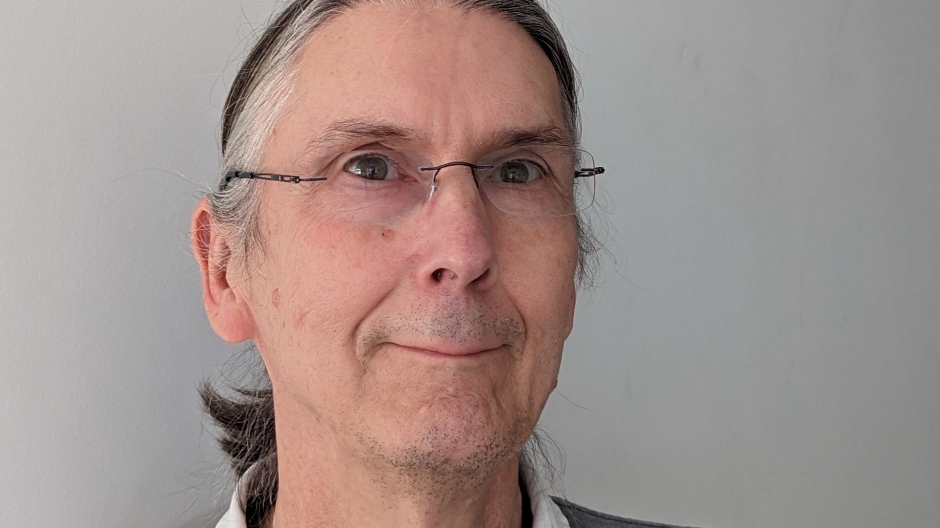 Whitmarsh wins inaugural Science Fiction Debuts Prize for ‘instantly ...