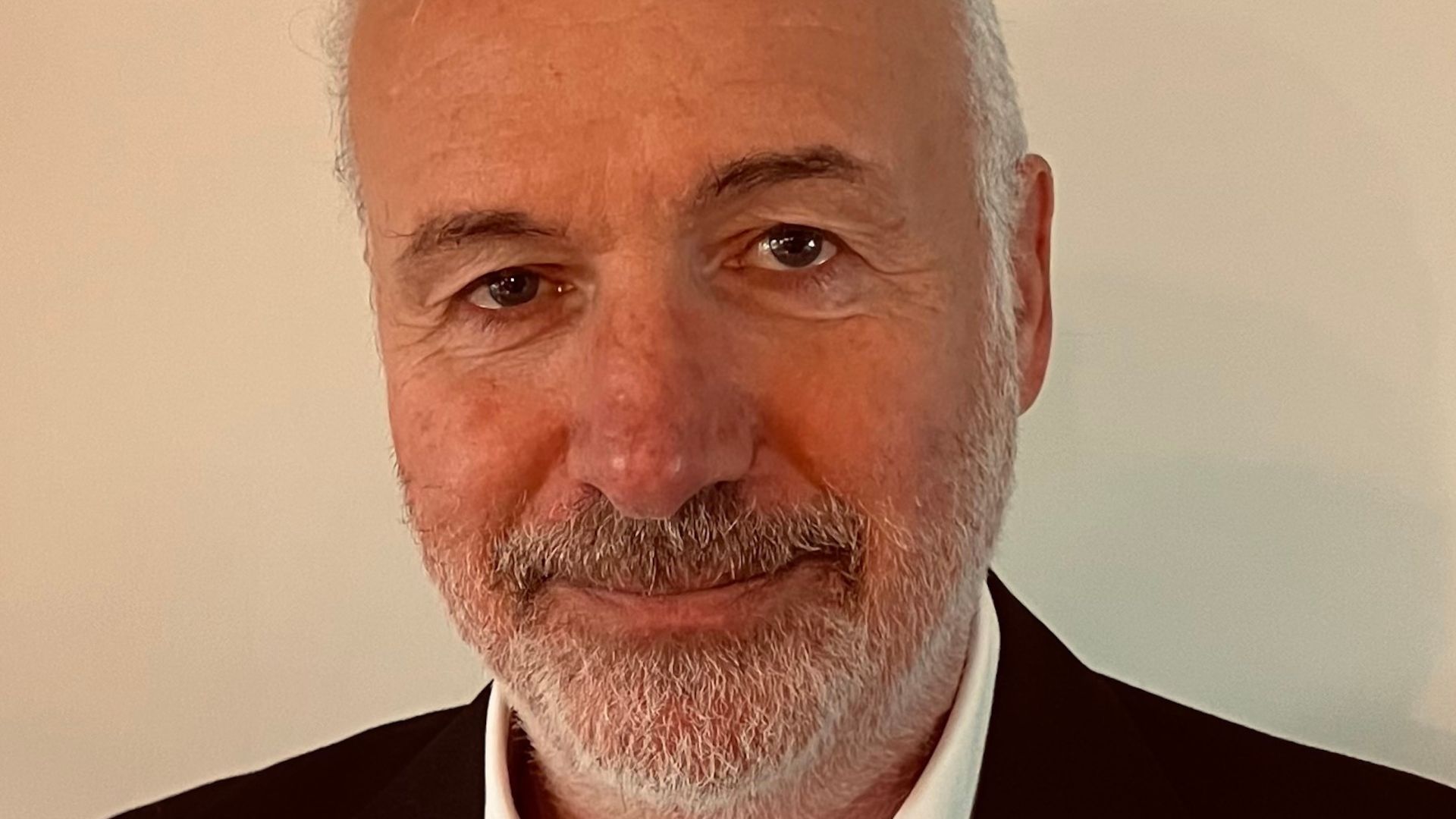 John Murray buys Borger's memoir on his family's experience of the ...